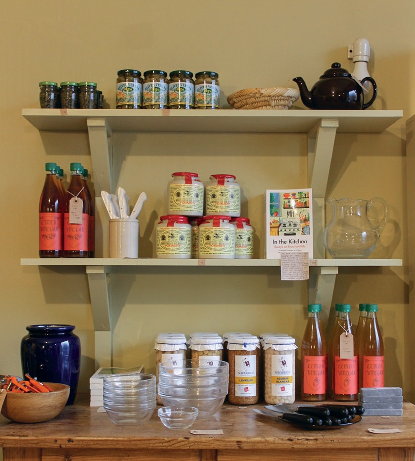 Elliott’s of EdinburghIn a residential corner of Edinburgh, the Elliott ...